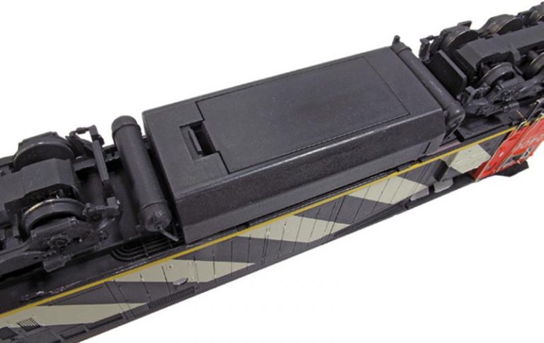 Budget-Priced Dash 8-40CM from Rapido - Model Railroad News