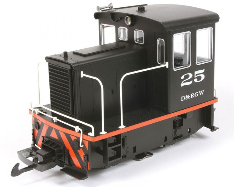 25 Tons of Fun! Piko's GE Switcher in G Scale - Model Railroad News