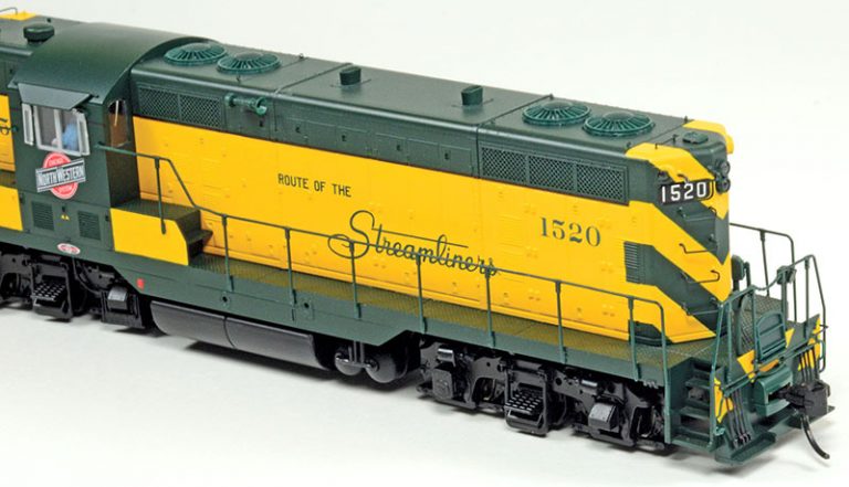 mrn-Walthers-Proto-GP7-CNW_03 - Model Railroad News