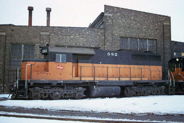 ScaleTrains.com announces Museum Quality SDL39 for HO scale - Model ...