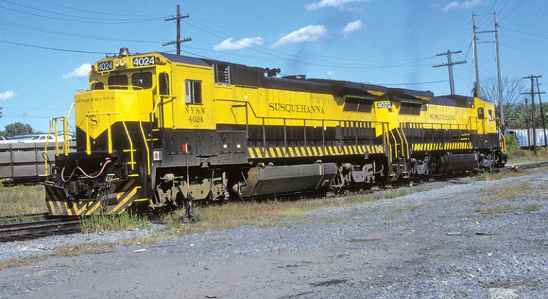 No Odd Dash 8-40Bs for New York, Susquehanna & Western - Model Railroad ...