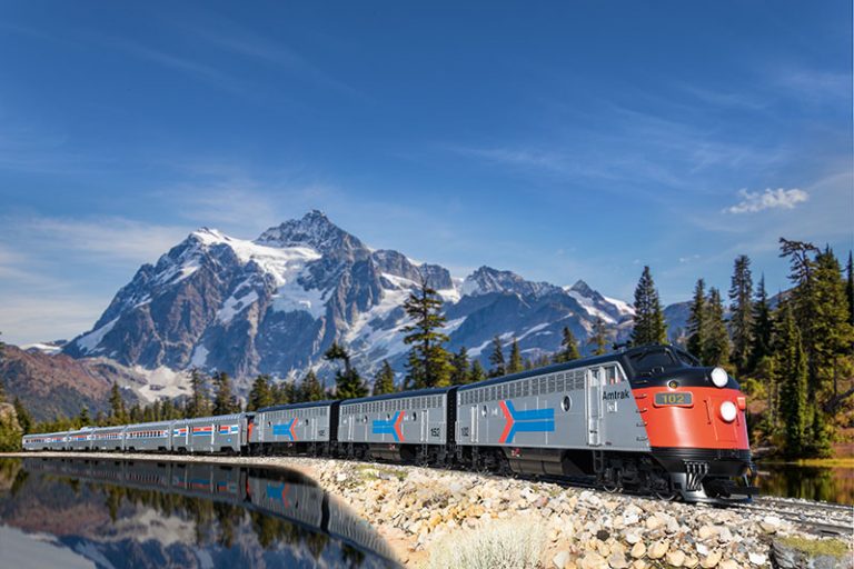 LGB G-scale Amtrak switcher comes equipped with DCC and sound - Model ...